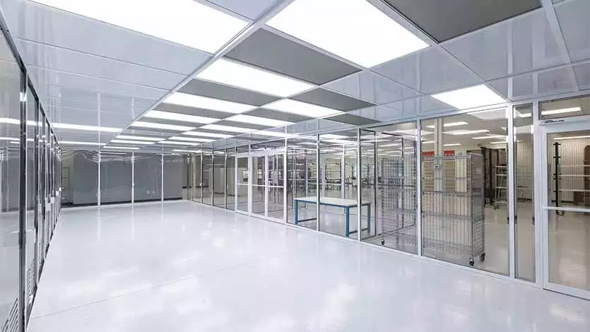 Hard Wall Cleanroom Solutions - Professional Cleanroom Workshop Project ...